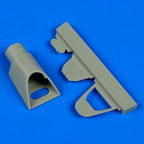 Bf 109G opened cockpit's rear bulkhead Eq.