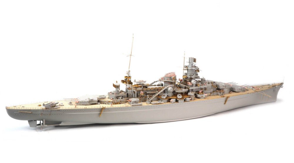 1/200 DKM Battleship Scharnhorst "Value Pack" for Trumpeter - Modellb ...